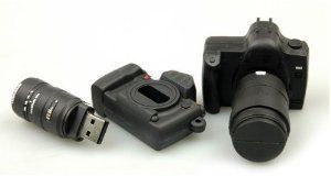 Canon 8GB USB Flash Drive